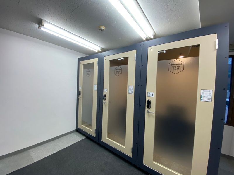 【RemoteworkBOX 駅前中央ビル店】を予約 (¥352~)｜インスタベース