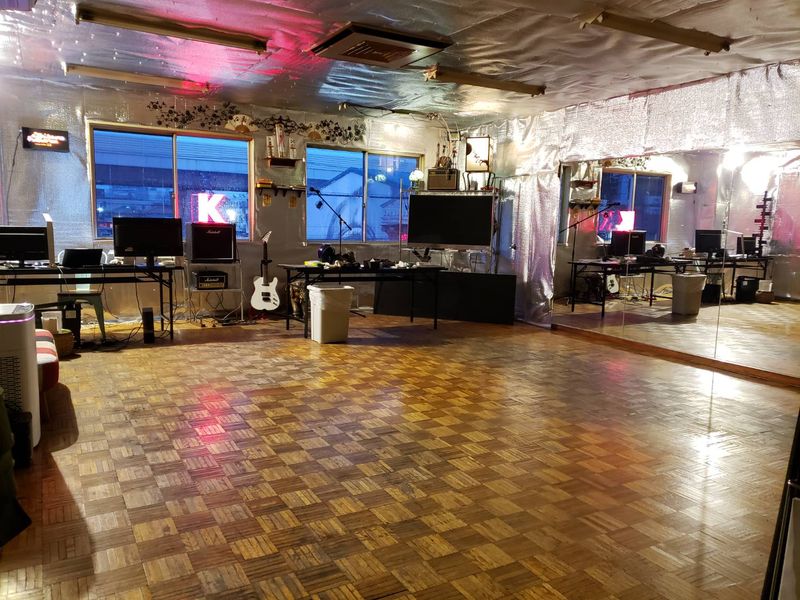 【KKSDダンススタジオ】を予約 (¥1,099~)｜インスタベース