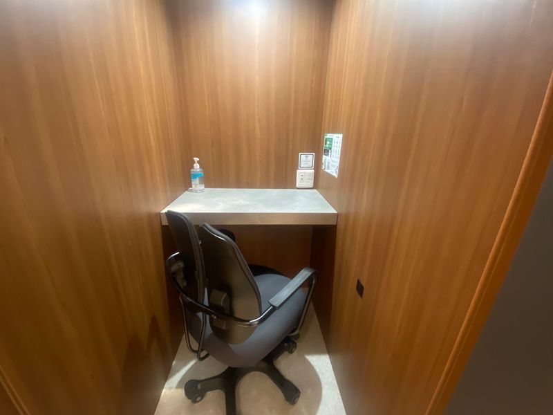 写真一覧｜【RemoteworkBOX セントラルパーク店】を予約 (¥660~)｜インスタベース