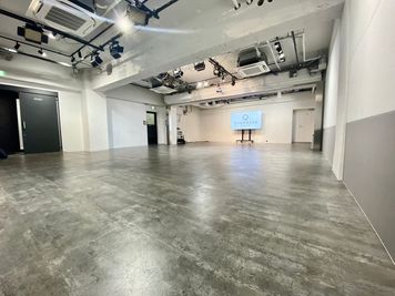 写真一覧｜【OPENBASE SHIBUYA B1F STUDIO】を予約 (¥27,500~)｜インスタベース