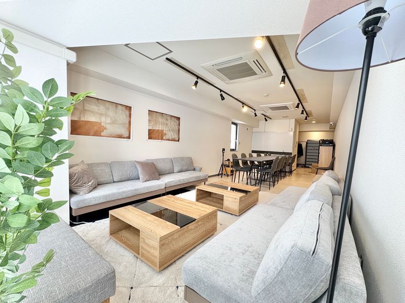 【YOYO新宿】を予約 (¥2,860~)｜インスタベース